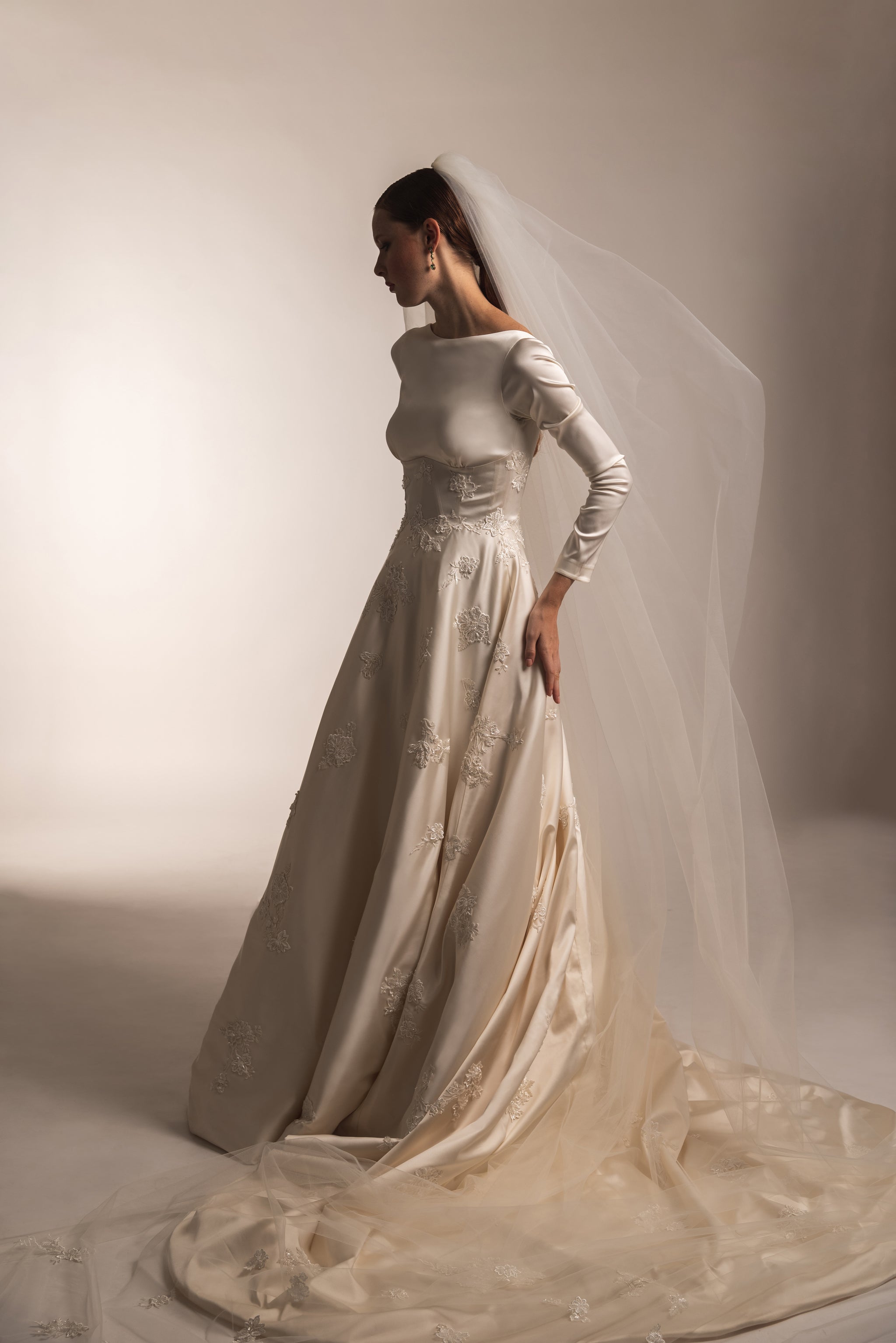 MIRANDA KERR – VERO DIAZ BRIDAL